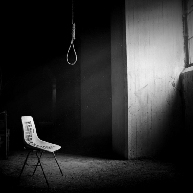 Gloomy Sunday: la triste canción maldita que provocó suicidios ...